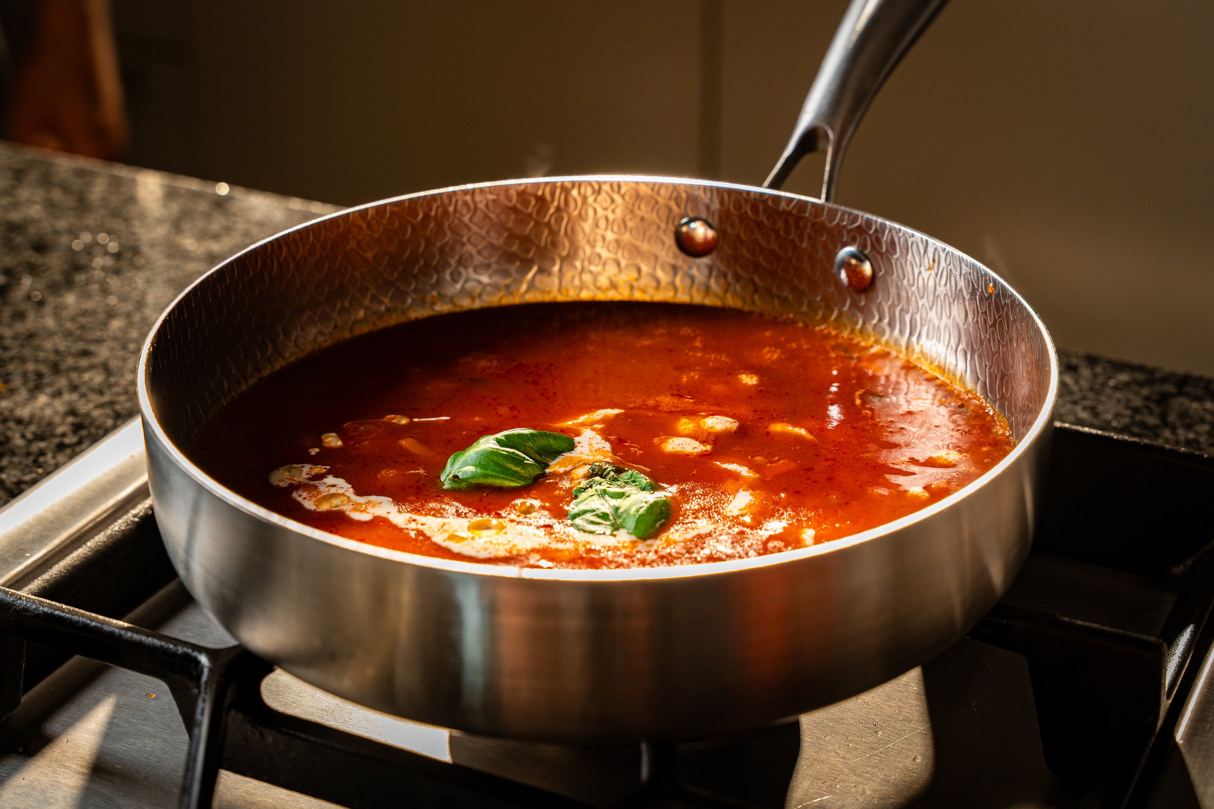 Set di pentole in titanio: utensili da cucina di alta qualità e atossici